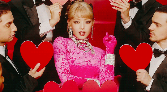 인스티즈(instiz) on Twitter: "아이들 민니의 "예삐예삐요" 부분 전소연 디렉팅 (링크에 더있어요👉) https://instiz.net/pt/7293701"