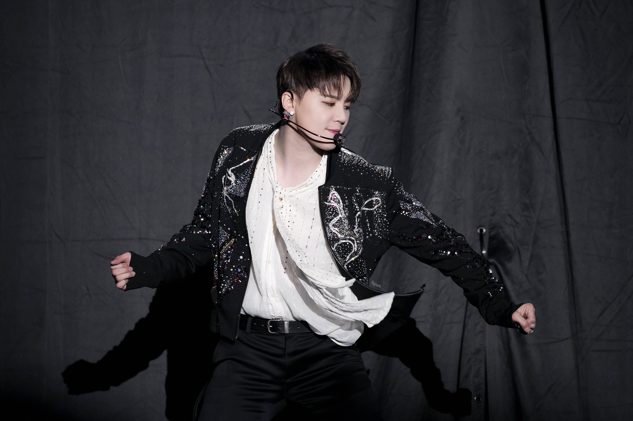 ʜʏᴜɴ🥥 시아준수 김준수 ㅅF 샤 ㅅㅇㅈㅅ ㄱㅈㅅ ジュンス on Twitter: "221223 XIA Ballad＆Musical Concert with Orchestra ...