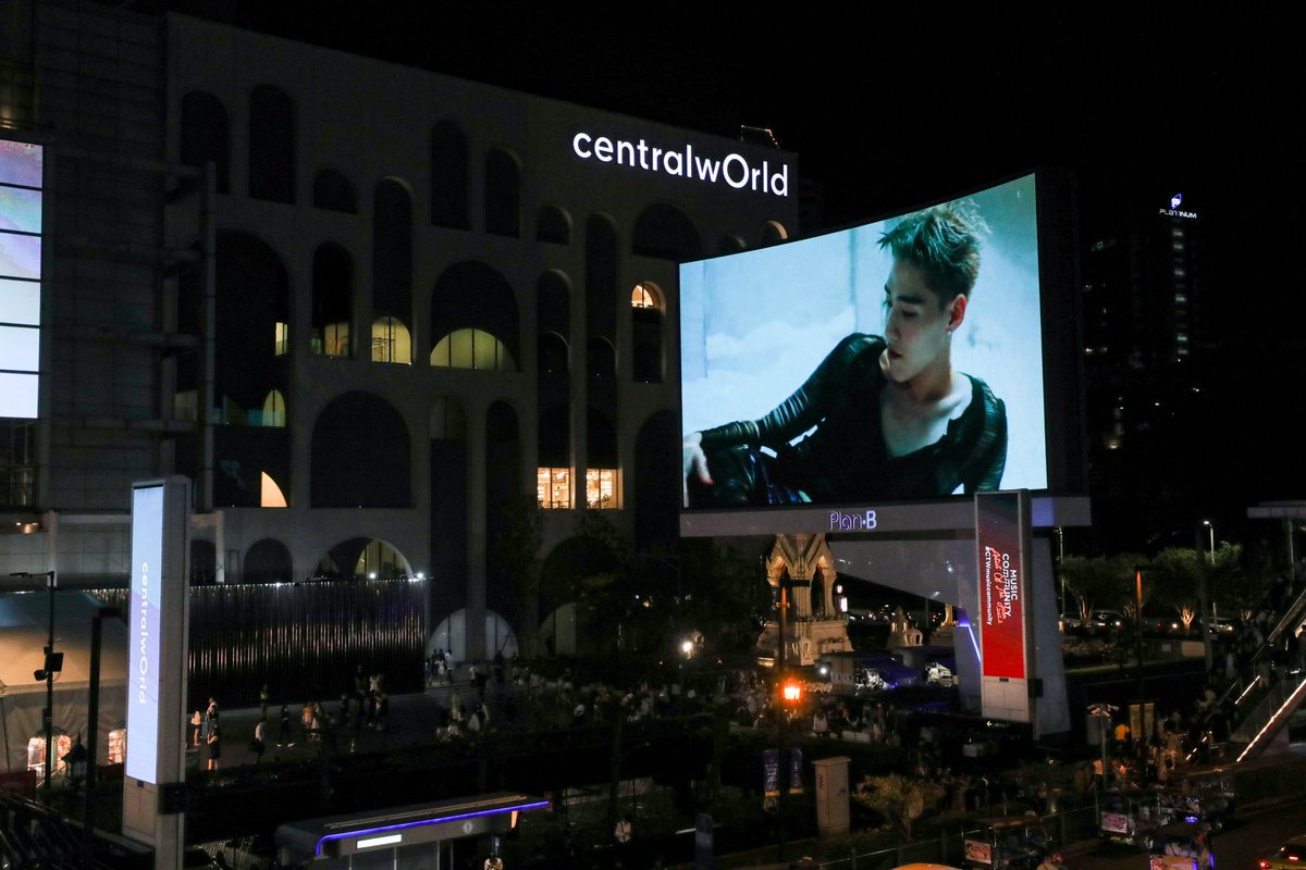 The P. on Twitter: "RT @centralwOrld: Congratulations again #ppkritt 🥳 Our 1st # ...