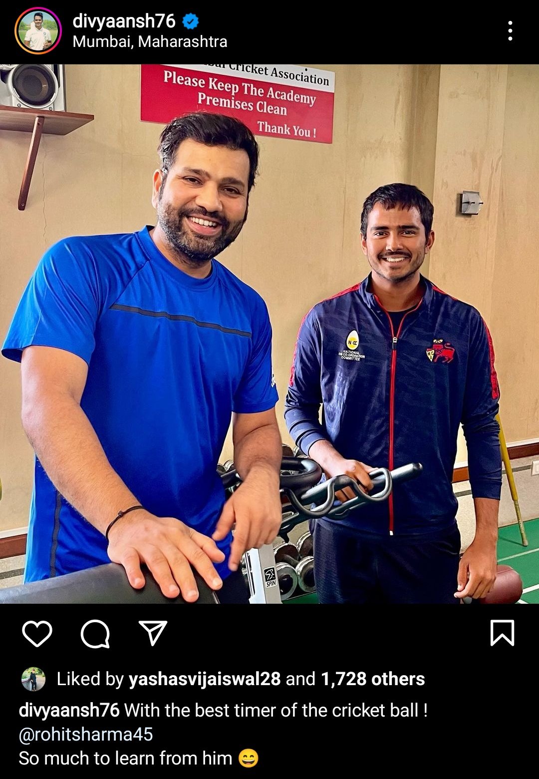 Mufaddal Vohra on Twitter: "Rohit Sharma with a Mumbai player, Divyansh Saxena at the MCA. https ...