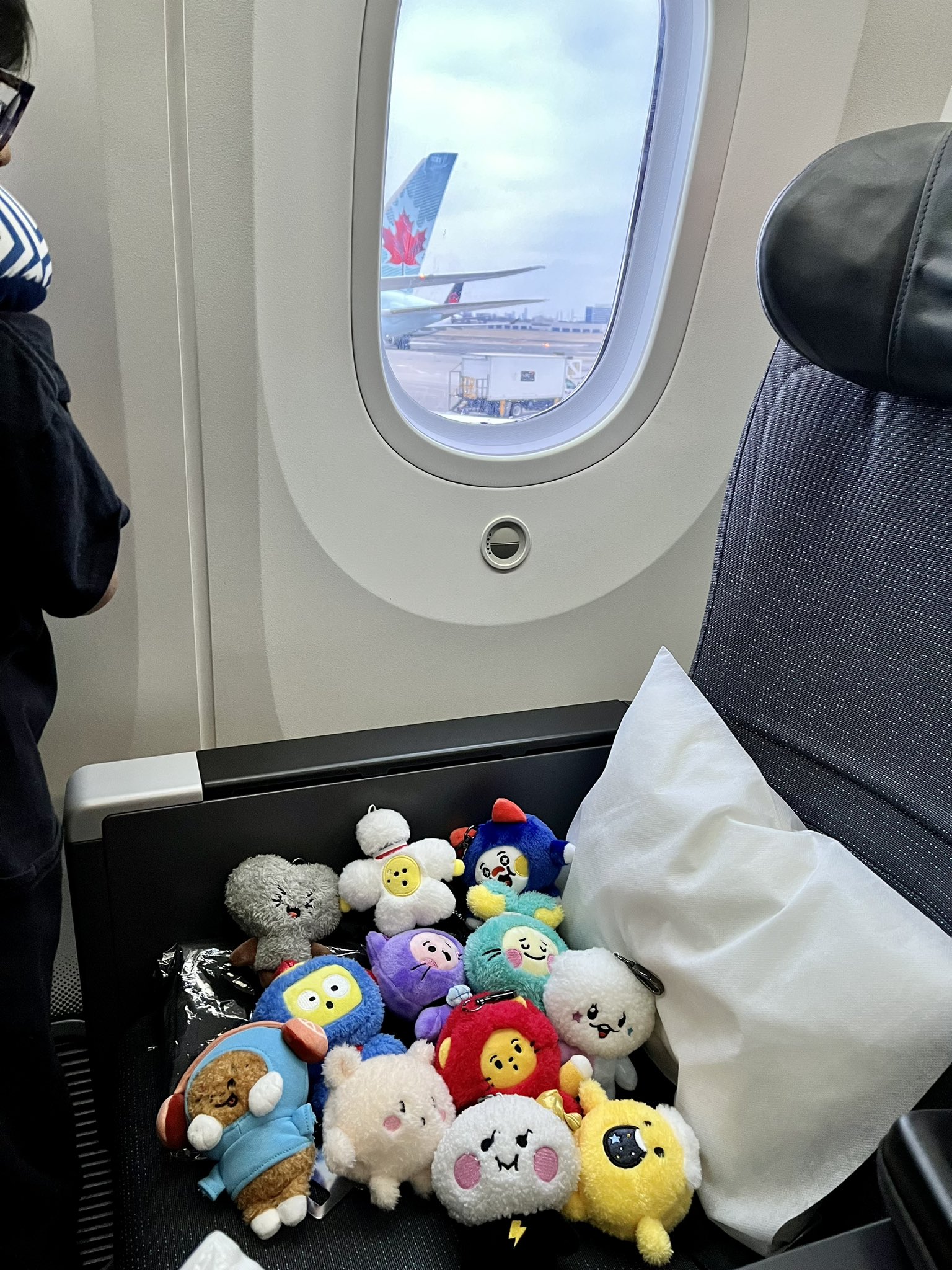 Treasure_CANADA on Twitter: "Gang’s all here! Ready for takeoff!🇨🇦 ️🇯🇵 #TREASURE #트레저 #トレジャー ...