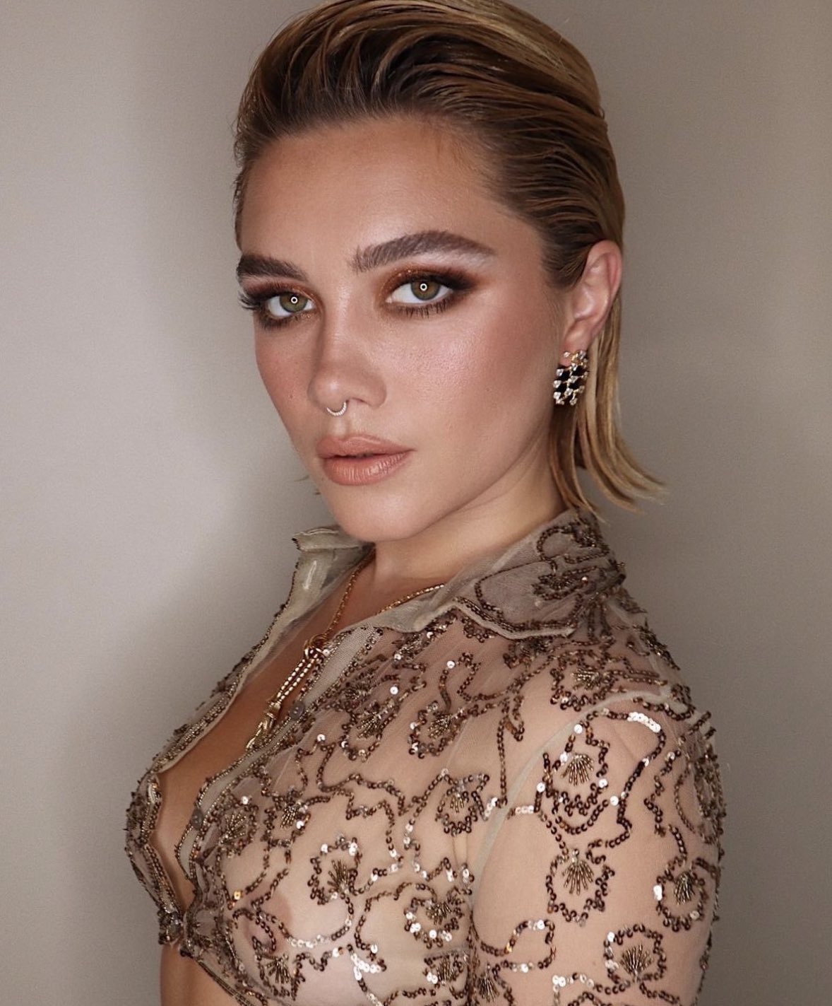 Florence Pugh Daily on Twitter: "reply to this tweet with your favourite florence pugh picture ...