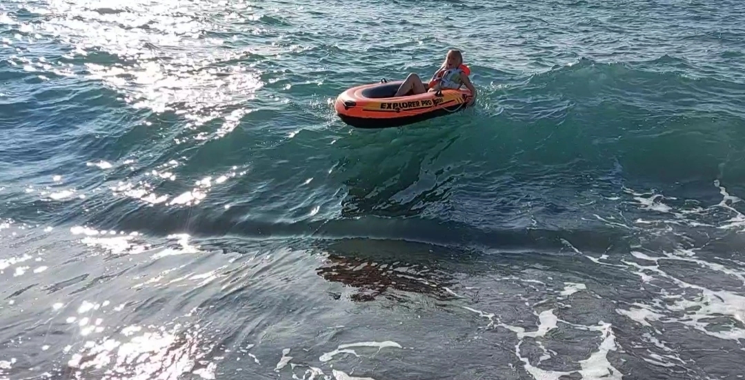 Alla Alex On Twitter Exciting And A Bit Scary Sailing On An Inflatable Boat With An Inflatable