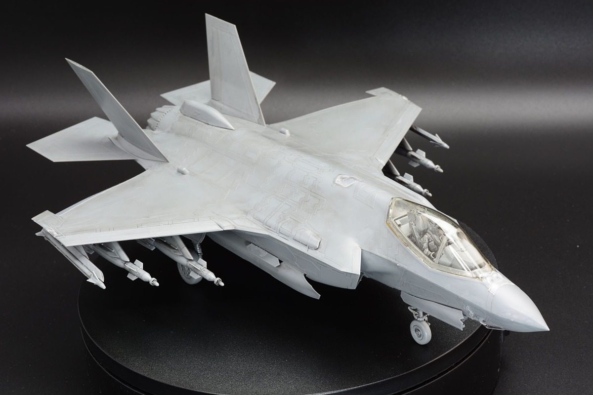 HOBBY Watch on Twitter: "タミヤ「1/48 ロッキード マーチンF-35A ライトニングII」レビュー リアリティと組みやすさを深く追及！ 武装満載のビーストモードで ...