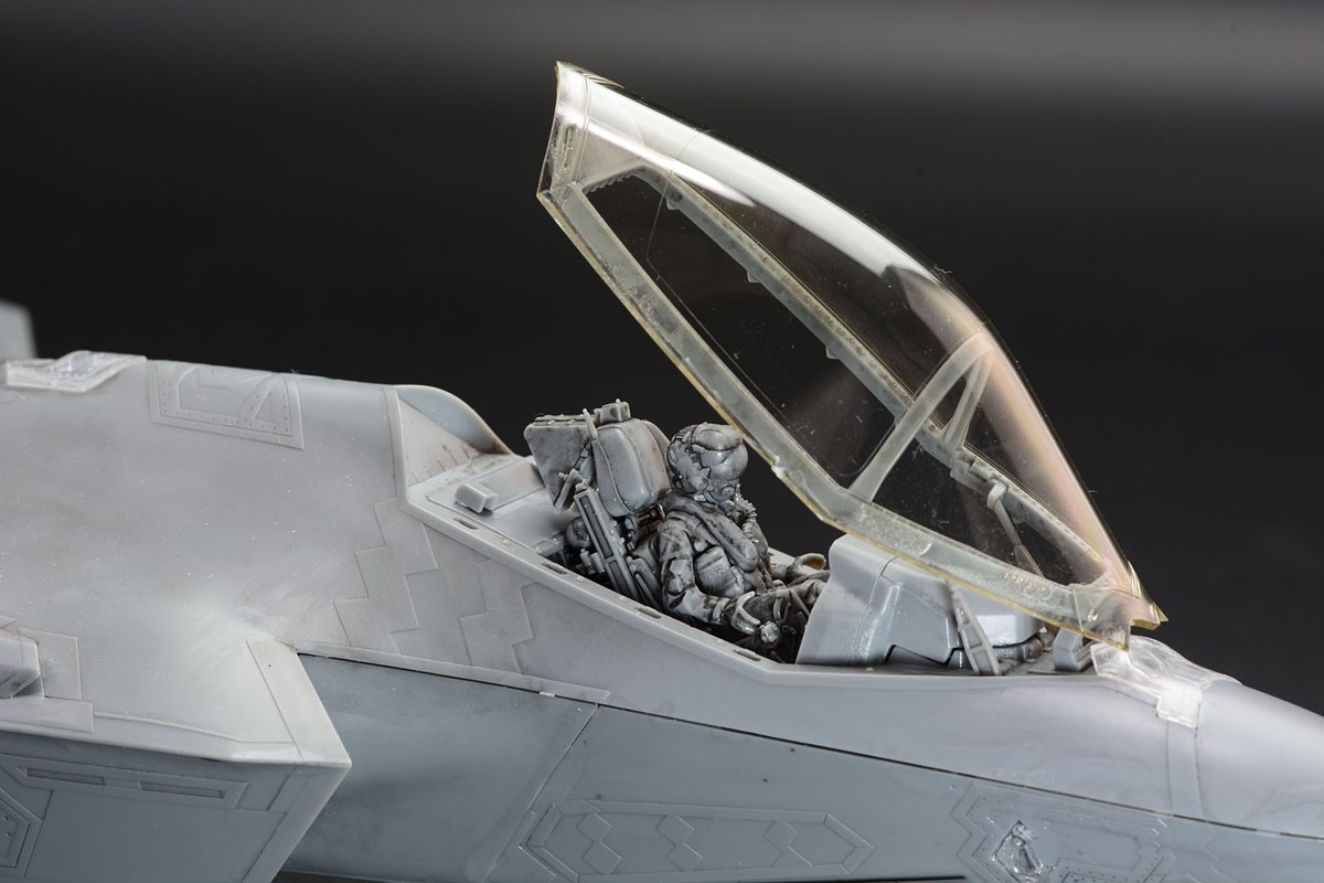HOBBY Watch on Twitter: "タミヤ「1/48 ロッキード マーチンF-35A ライトニングII」レビュー リアリティと組みやすさを深く追及！ 武装満載のビーストモードで ...