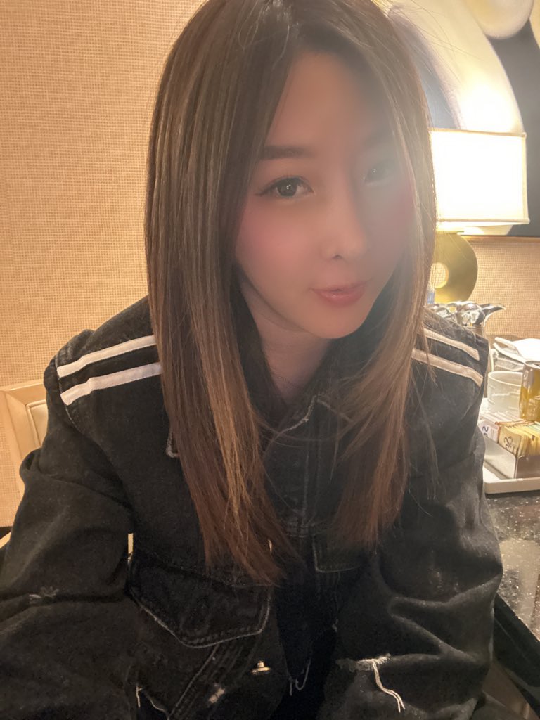 kitty kuo on Twitter: "Nice dinner with non poker player & YouTuber, when I don’t play poker? I ...