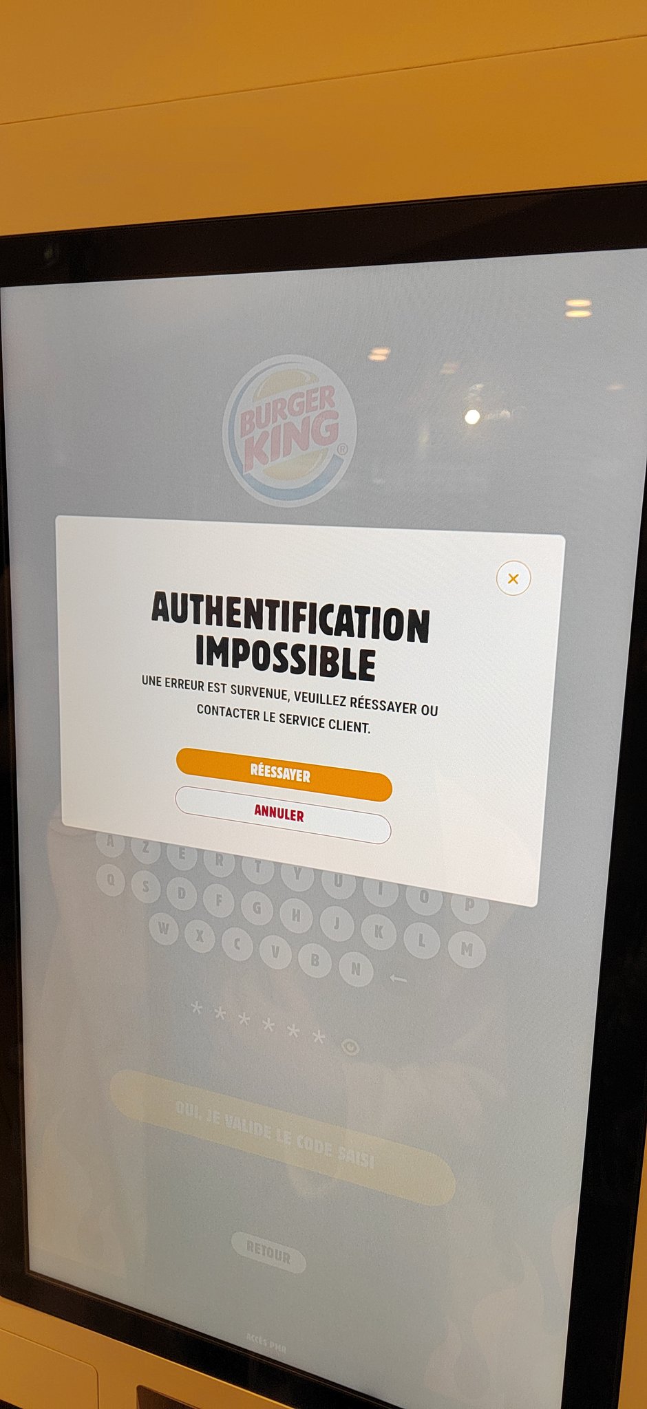 TW Pornstars - Skyërn Aklea. Twitter. J'allais passer une grosse commande j'suis dégoûté j'aurai ...