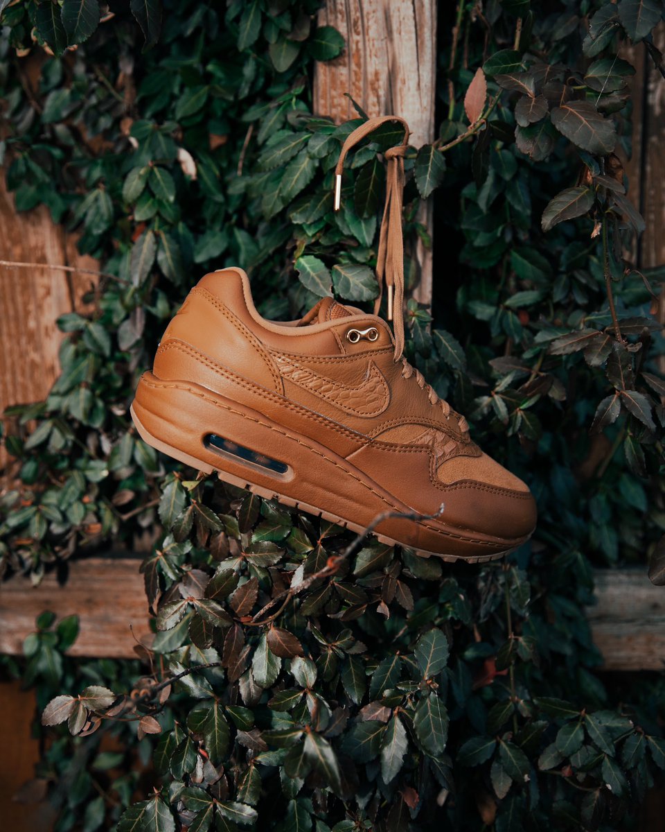 Trudy Spencer on Twitter: "RT @kickslounge: An iconic silhouette, a monochromatic palette, a ...