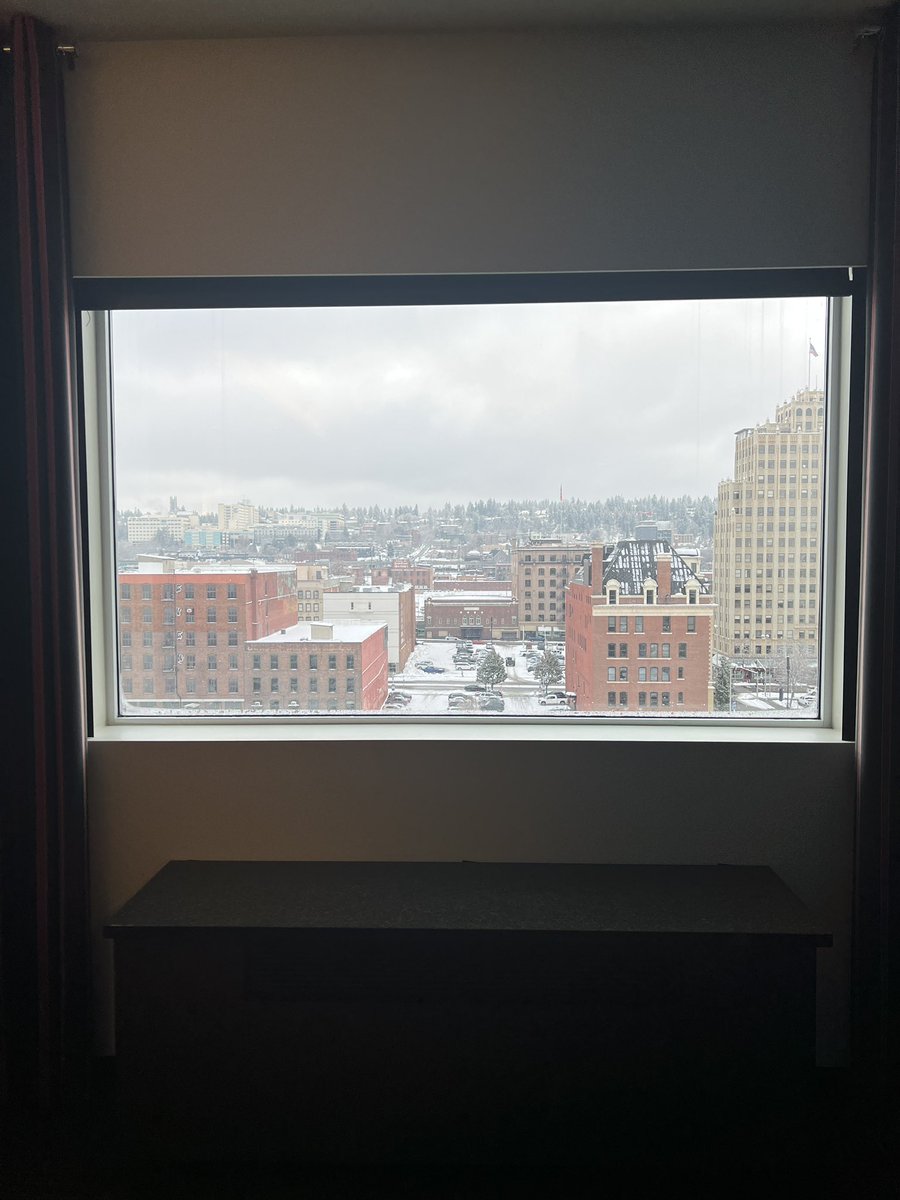 Just looking at snow makes me cold how do people survive this. Felicia ...