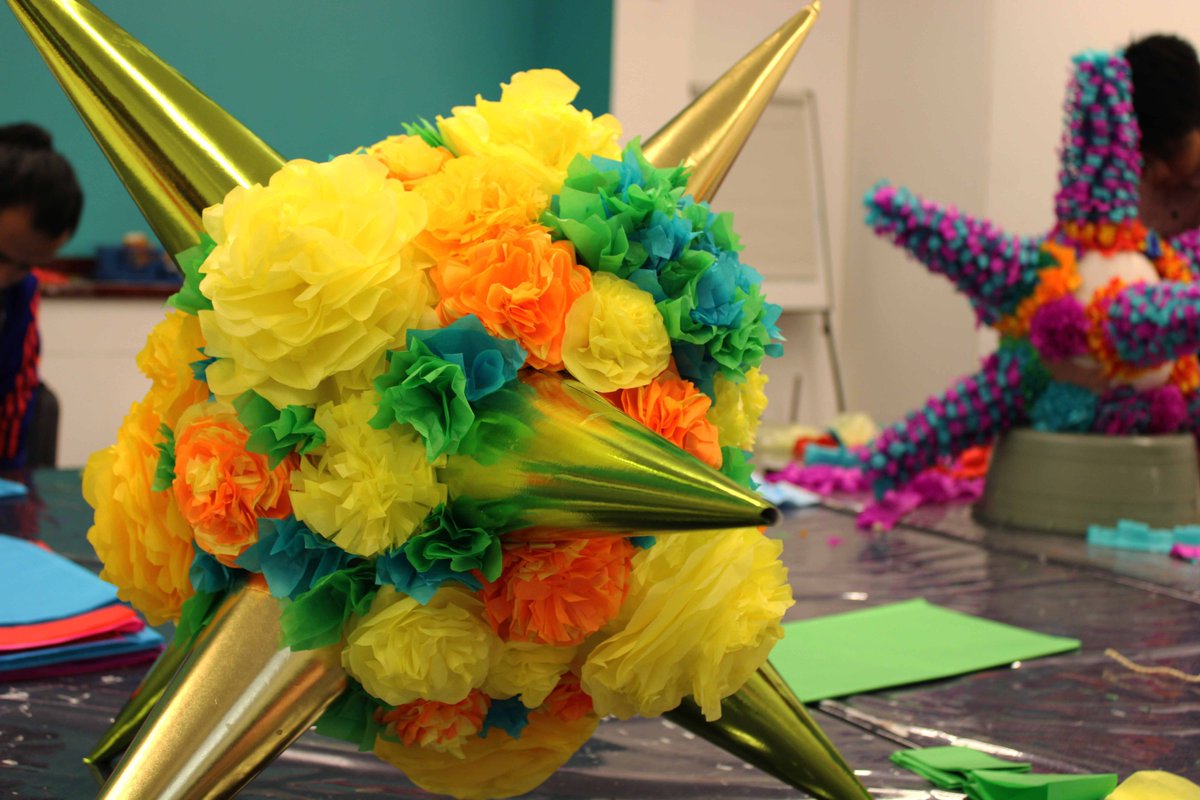 Museo de Arte Popular on Twitter: "¡Inician las posadas! La piñata, un ...