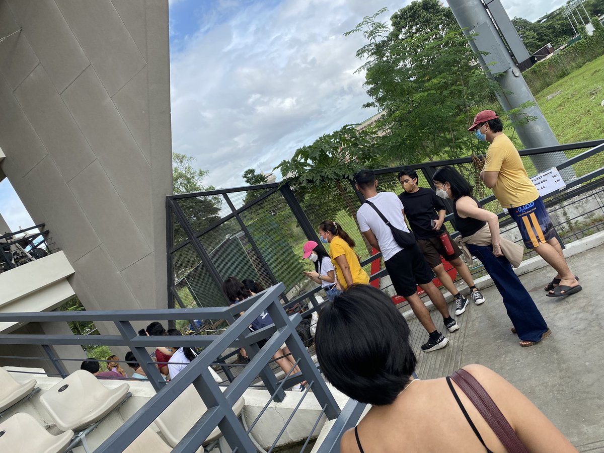 Cheers Ybanez on Twitter: "As of 10:47am sold out all tickets here sa UPD CHK. Upper Box and Gen ...