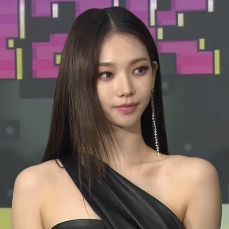 ruru is a witness on Twitter: "these two faces would make a great kdrama https://t.co/JXZX0jknhh ...