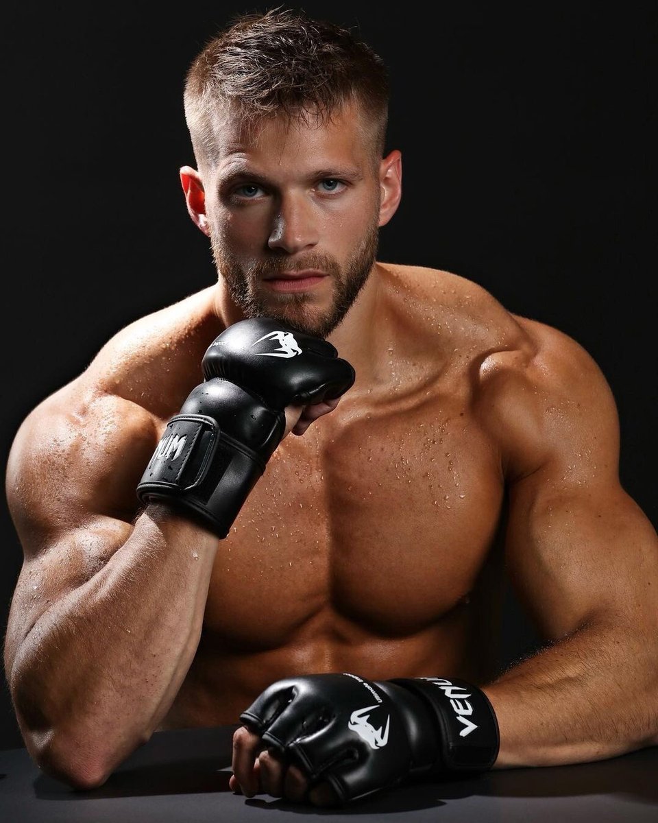 Hot Dudes Good Mood 🇺🇦 on Twitter: "RT @Neil37166348: Jock of the day."