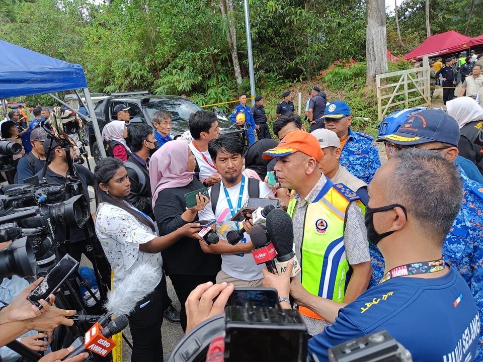 NADMA Malaysia on Twitter: "Menteri di Jabatan Perdana Menteri (Hal Ehwal Sabah, Sarawak dan ...