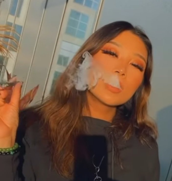 Smk On Twitter Sexysmokers Smoking Smokingissexy Smoke Exhale Sexylook Hotasfuck