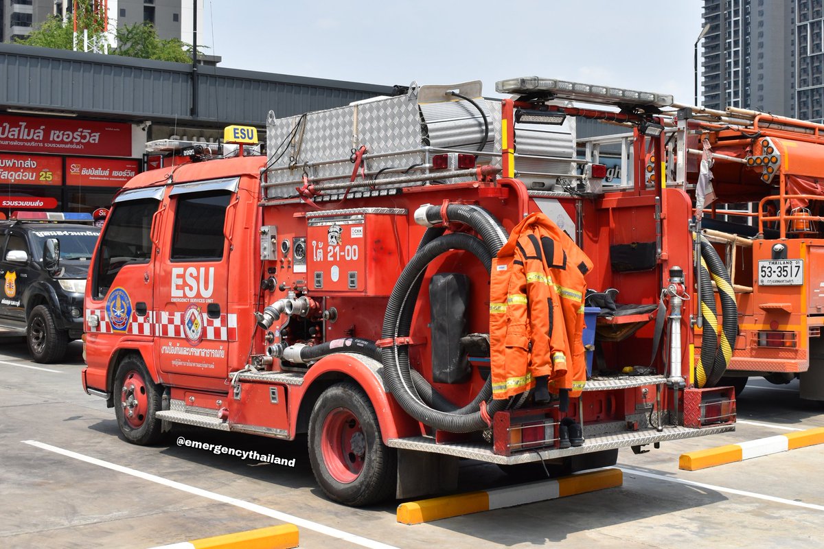 Y30vip-⑨ on Twitter: "RT @EmergencyThail1: Bangkok Volunteer Fire Department, South 21-00 ESU ...