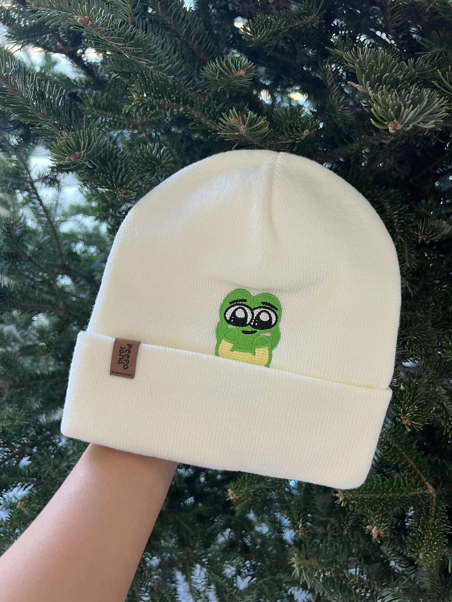 Macaiyla on Twitter: "I have a shit ton of white beanies left so I’m giving away 3. If u want a ...