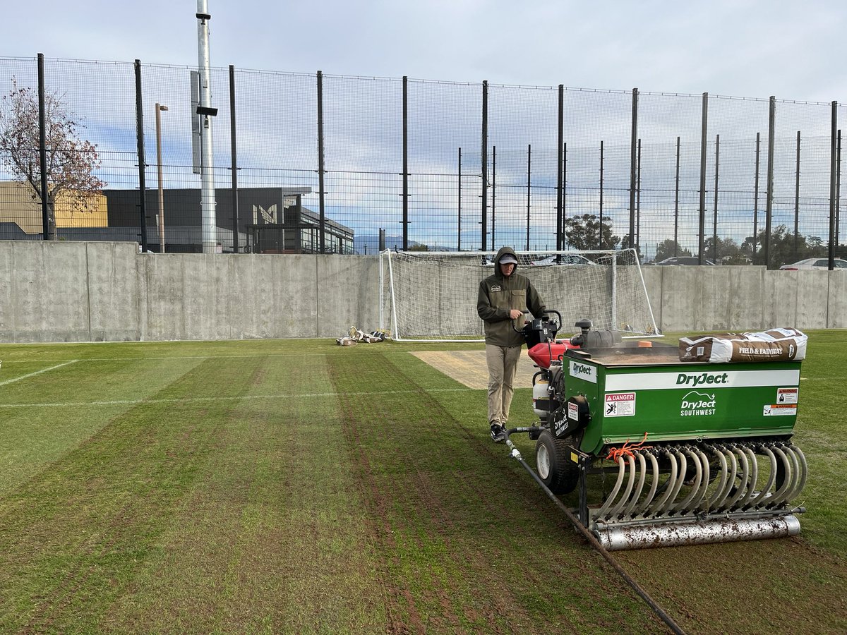 DryJect – The Only Machine in the World that Aerates, Topdresses, and ...