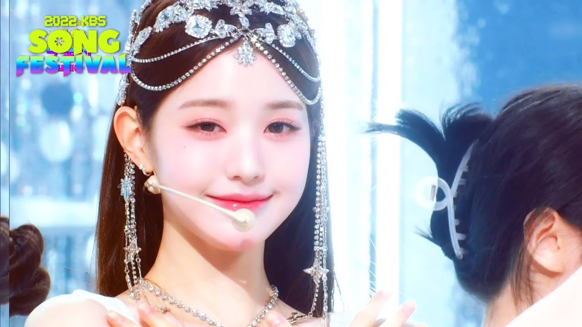 Pannkpop on Twitter: "Netizens are divided over IVE Jang Wonyoung's 'LOVE' cover stage on KBS ...