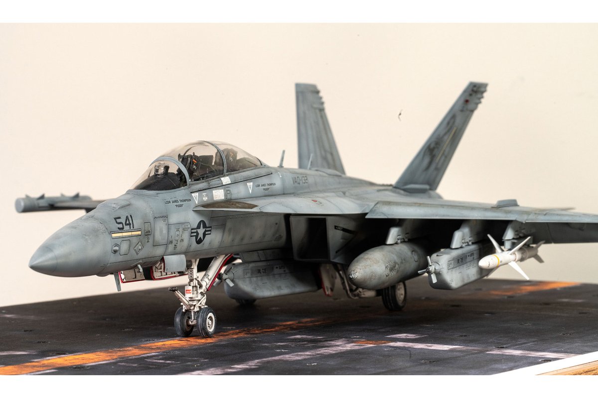 MENG on Twitter: "MENG's MOST LIKED 2022 決勝戦作品展示 B012 - JinLei「Boeing EA-18G Growler」"