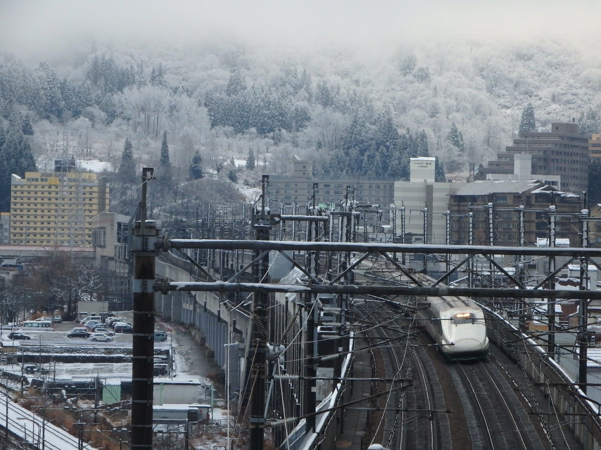 にいてつ on Twitter: "E2系J66編成たにがわ75号回送上越新幹線越後湯沢～浦佐 夕方まで運用がないので一旦越後湯沢経由で新潟方面へ回送"