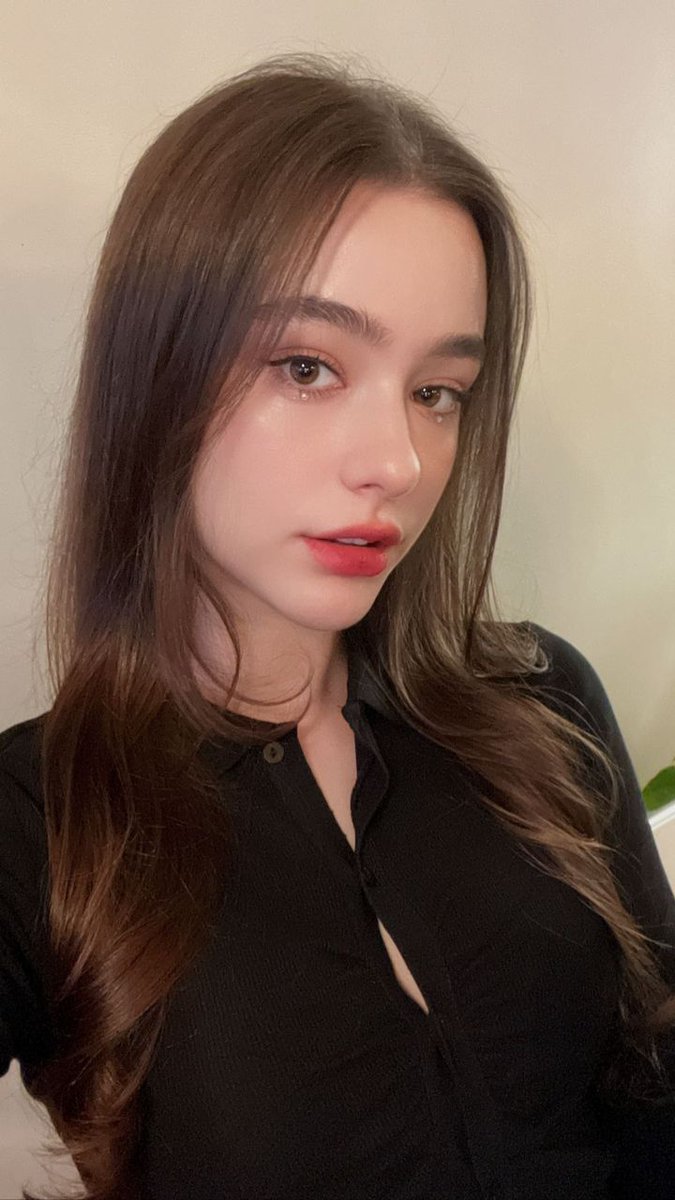 Dasha Taran 📸 IG: https://t.co/kA6x7uD8MT Bio Link: https://t.co/gcsLolrld3 #Girl #Photography # ...