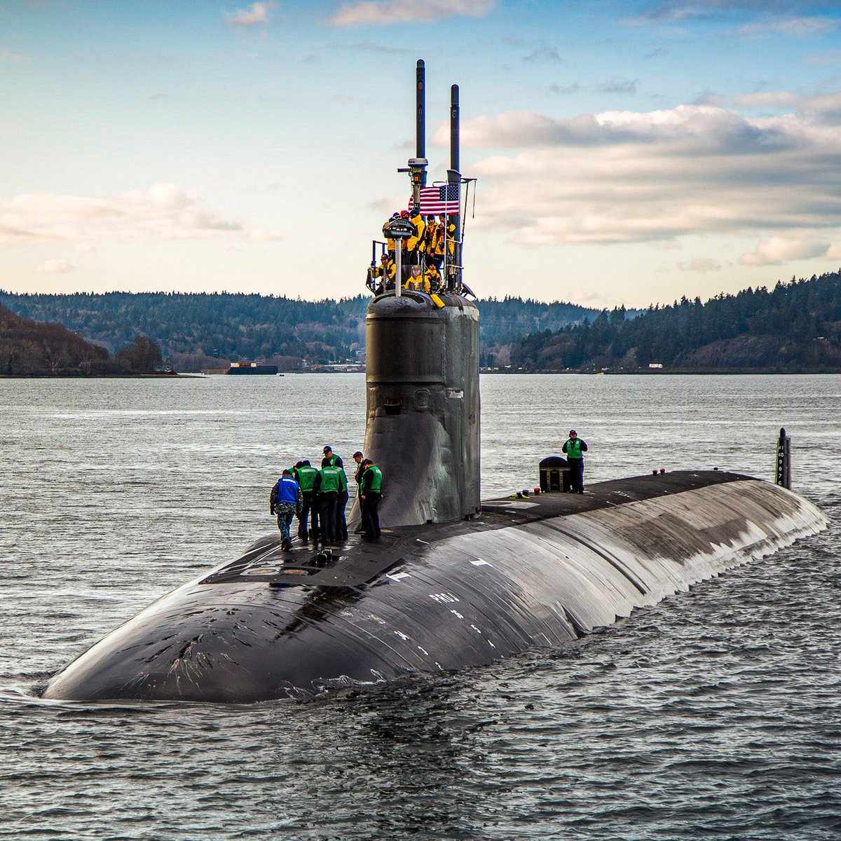 J.J. on Twitter: "The SEAWOLF-class fast-attack submarine USS Connecticut (SSN 22) departs Puget ...