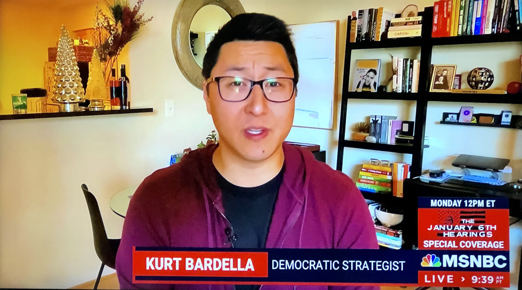 Room Rater on Twitter: "New angle. Mirror. Modest Holiday decorations. Twigs. Bottles. 10/10 ...