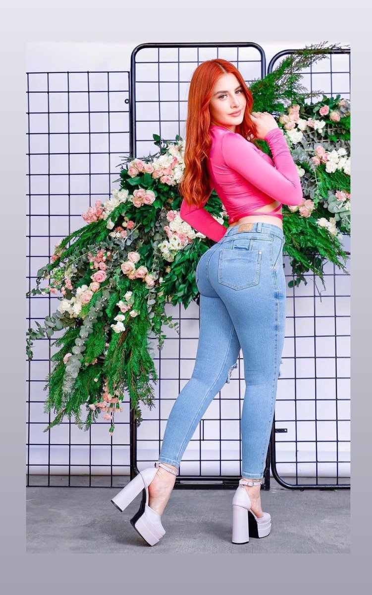 Atlas Griego on Twitter: "RT @Leon_K_RC: De mis nuevas favoritas. Leslie pecas 🔥"