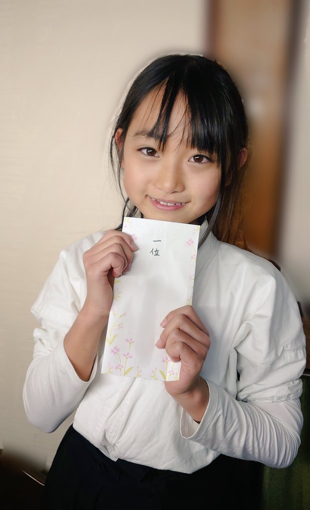 【画像】るう 美少女JSモデルが可愛すぎる！ | ピチガッ!!