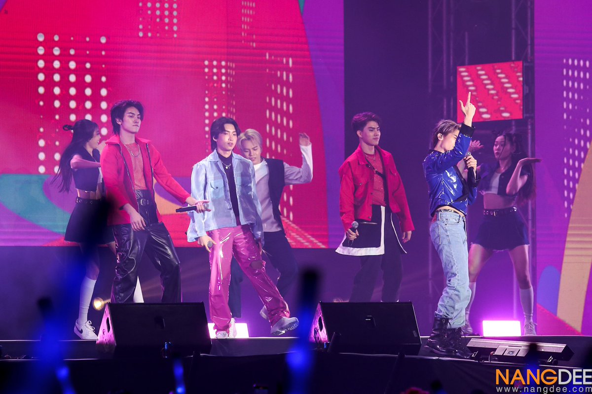 Nangdee.com on Twitter: "4 หนุ่ม #บอสโนอึล #ฟอร์ดพีท จัดเต็มความสนุกในงาน "Seasons of Love in ...