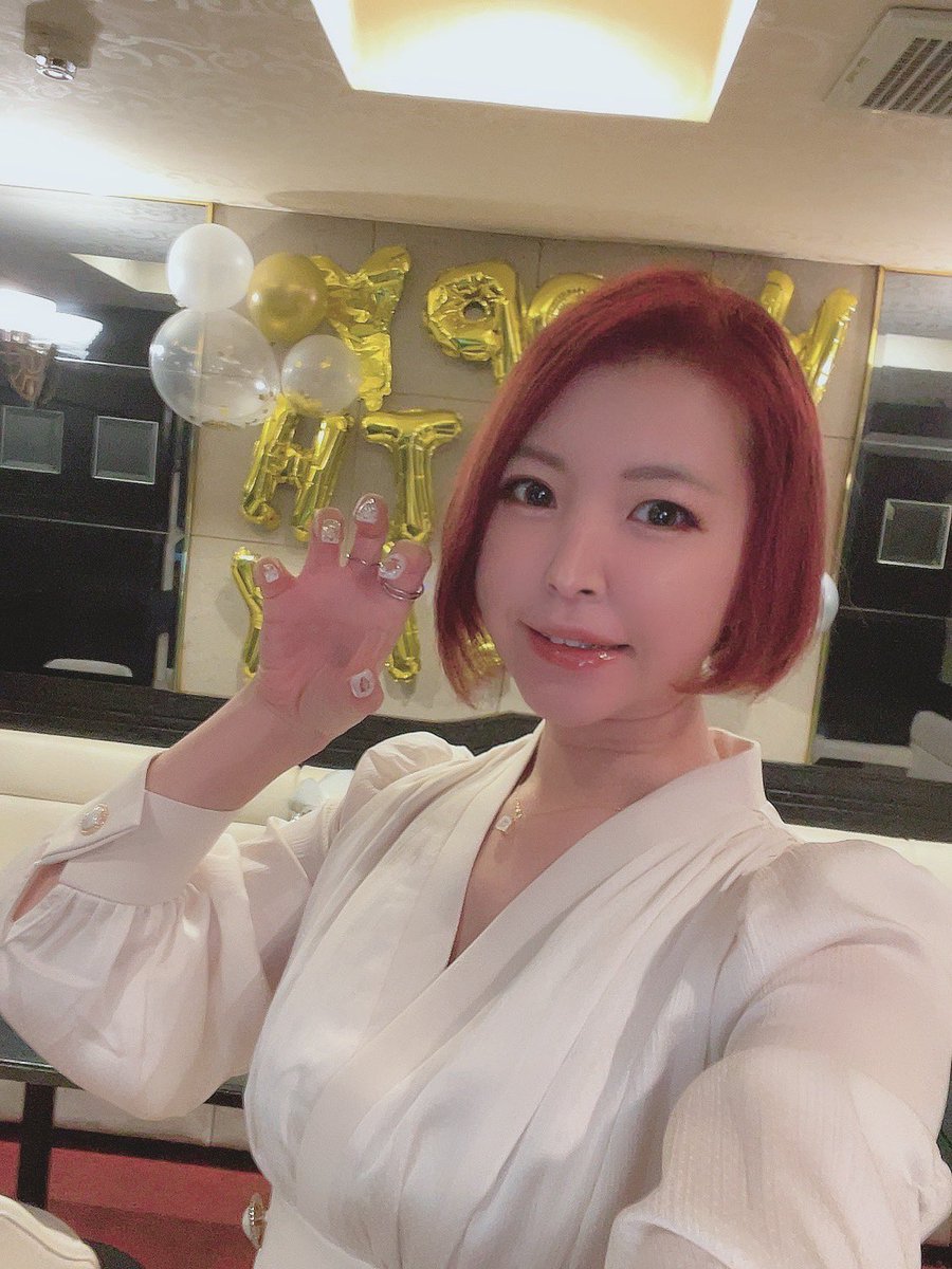 𝒊𝒏𝒐𝒓𝒊🤍𝒑𝒓𝒊𝒗𝒂𝒕𝒆🌟🙏12/18生誕イベント@ふぁむふぁ on Twitter: "#ふぁむふぁ 15:00からオープンです！！ ねえすごい！！！！バースデー仕様になってる！！！！知ら ...