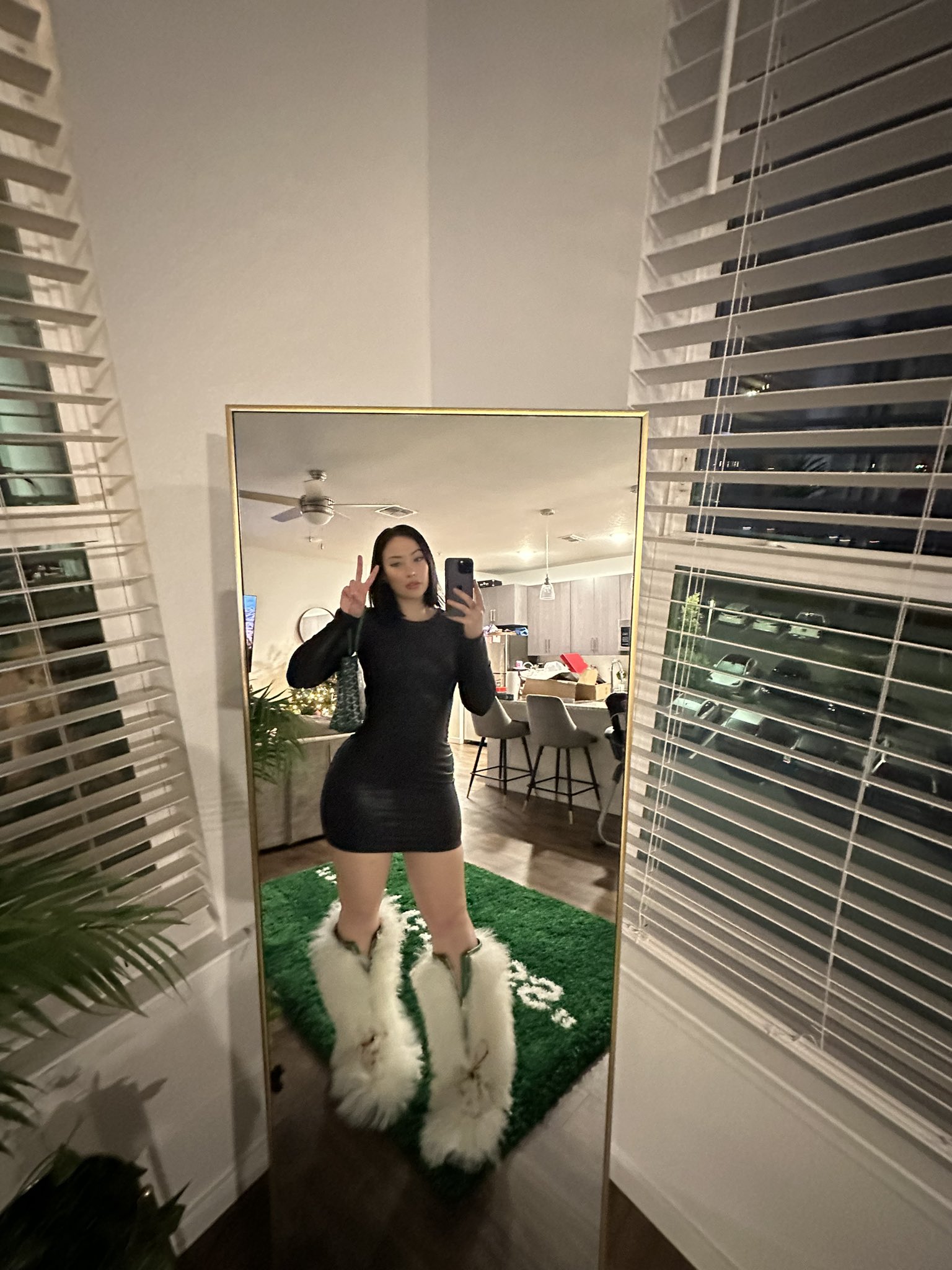 TW Pornstars - 1 pic. Woe. Twitter. I bought a urus today. 6:15 AM - 18 ...