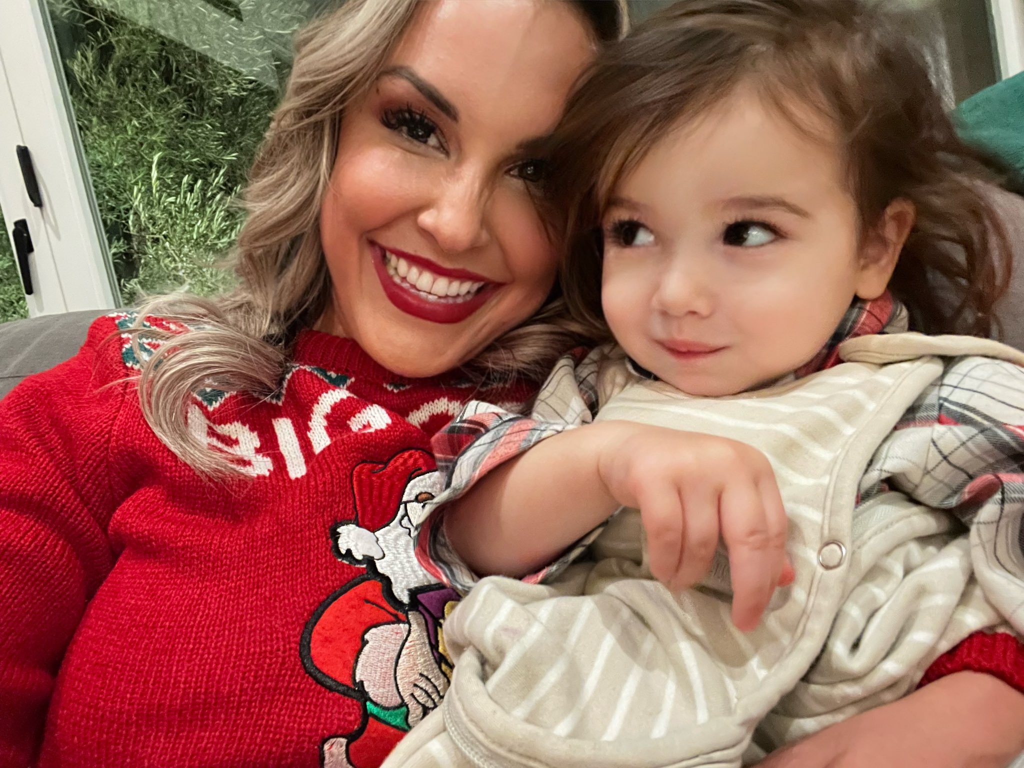 Ariadna Jacob on Twitter: "Beautiful night with my family. ️ Thanks for all the love tonight ...