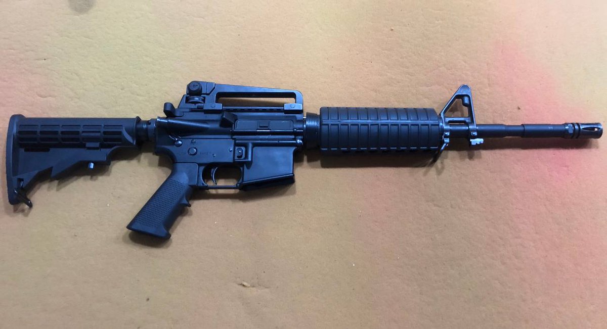 Cᴀʟɪʙʀᴇ Oʙsᴄᴜʀᴀ on Twitter: "#Iraq: A counterfeit "Colt M4 Carbine" on sale in #Baghdad recently ...