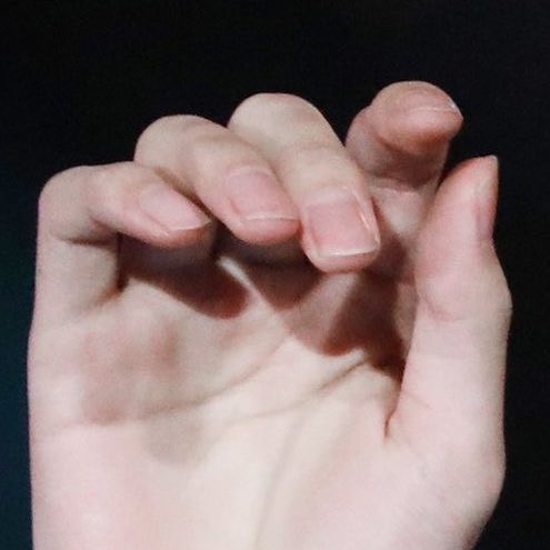 taehyung pretty hands on Twitter: "taehyung’s pretty nails appreciation post https://t.co ...