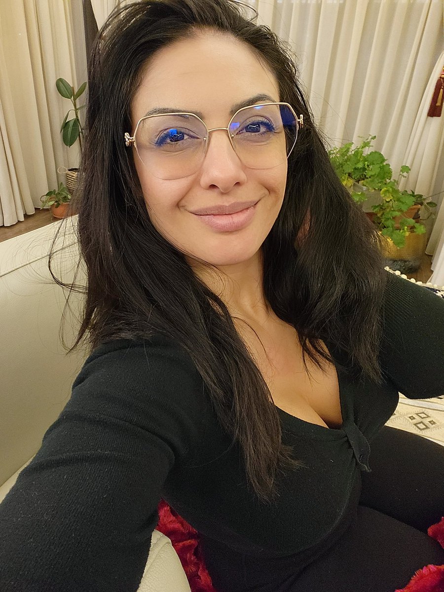 βοΈ The Matriarch (Ezada Sinn) βοΈ π on Twitter: βοΈ The Matriarch (Ezada Sinn) βοΈ π on Twitter: