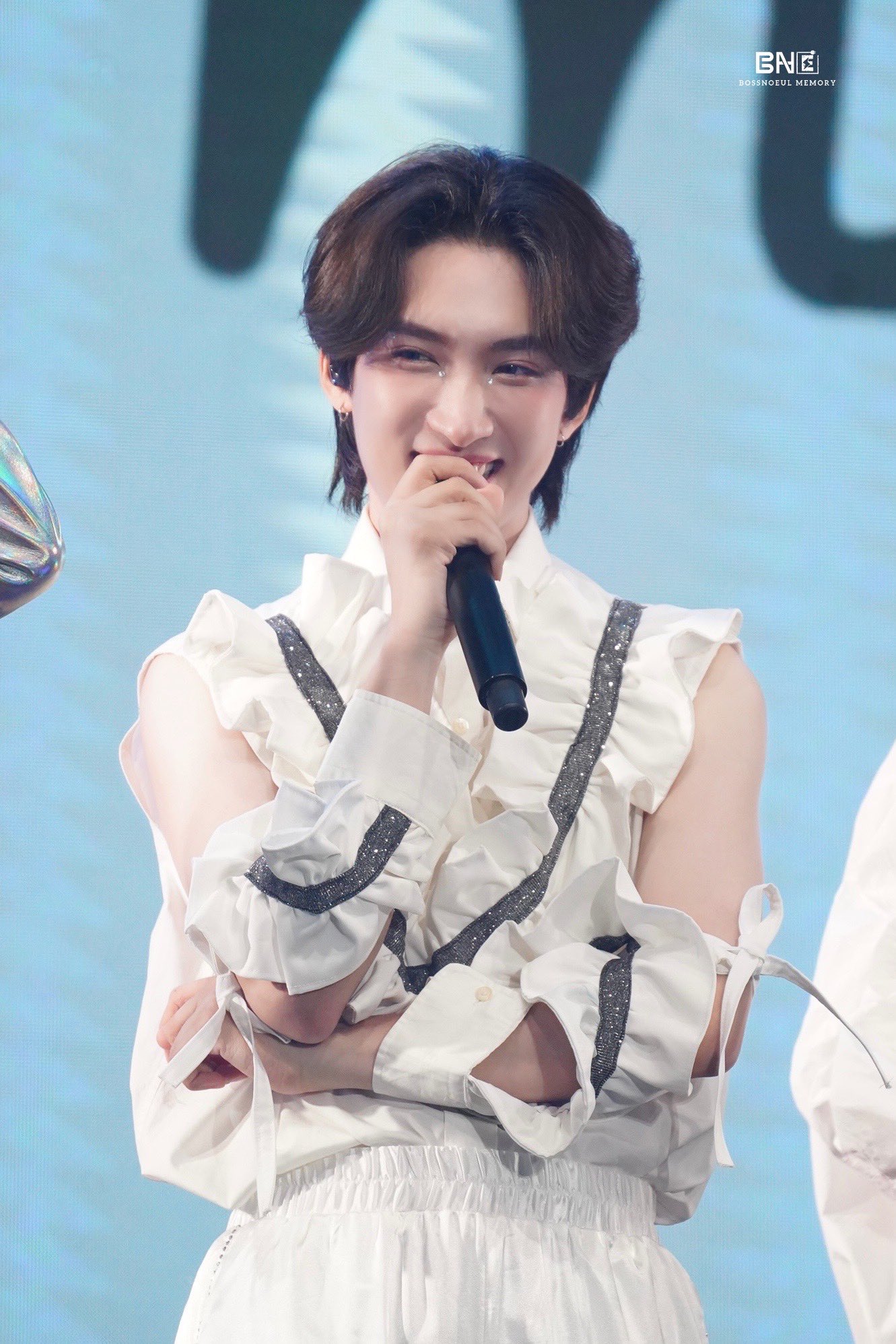 Forlove (@always_think1st) / Twitter