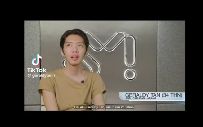 𝐀𝐧𝐭𝐞𝐫𝐮-𝐚𝐣𝐚 アンテルアジャ on Twitter: "@djamtjoek Bilangnya umur 25 tahun tapi di interview tulisannya ...