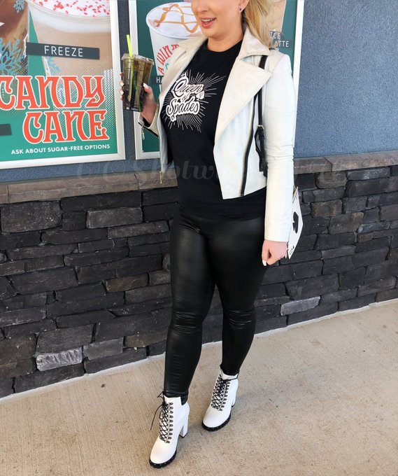 TW Pornstars - Lilly Lonestar. The most liked pictures and videos from ...