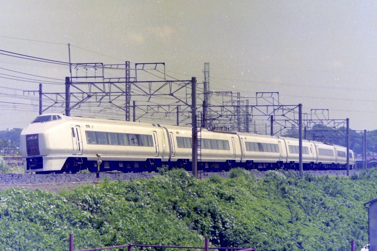 てつまみレ on Twitter: "#651系は常磐線だね 1989.8.7 2000.10.19 2000.10.19 1989.4.10"