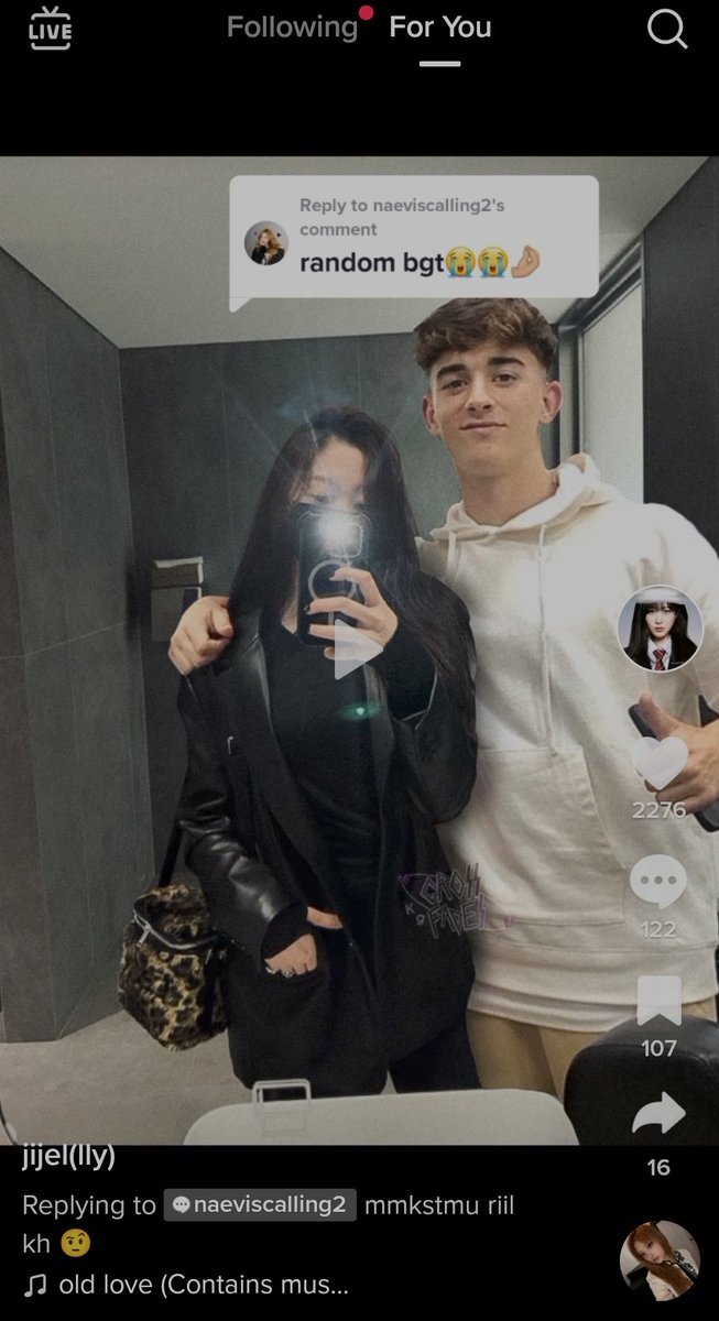 Ark. ｡ ‿ 🔪📚 RT bot era on Twitter: "Bruh wtf is this?😭"