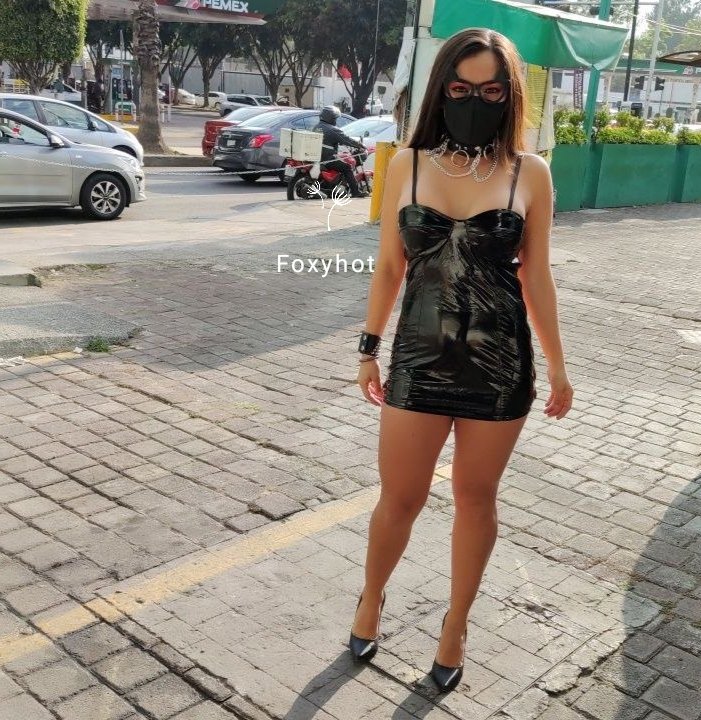 Foxyhot On Twitter En Busca De 2 Grandotas 🍆🍆 Que Me Den Mucho Placer