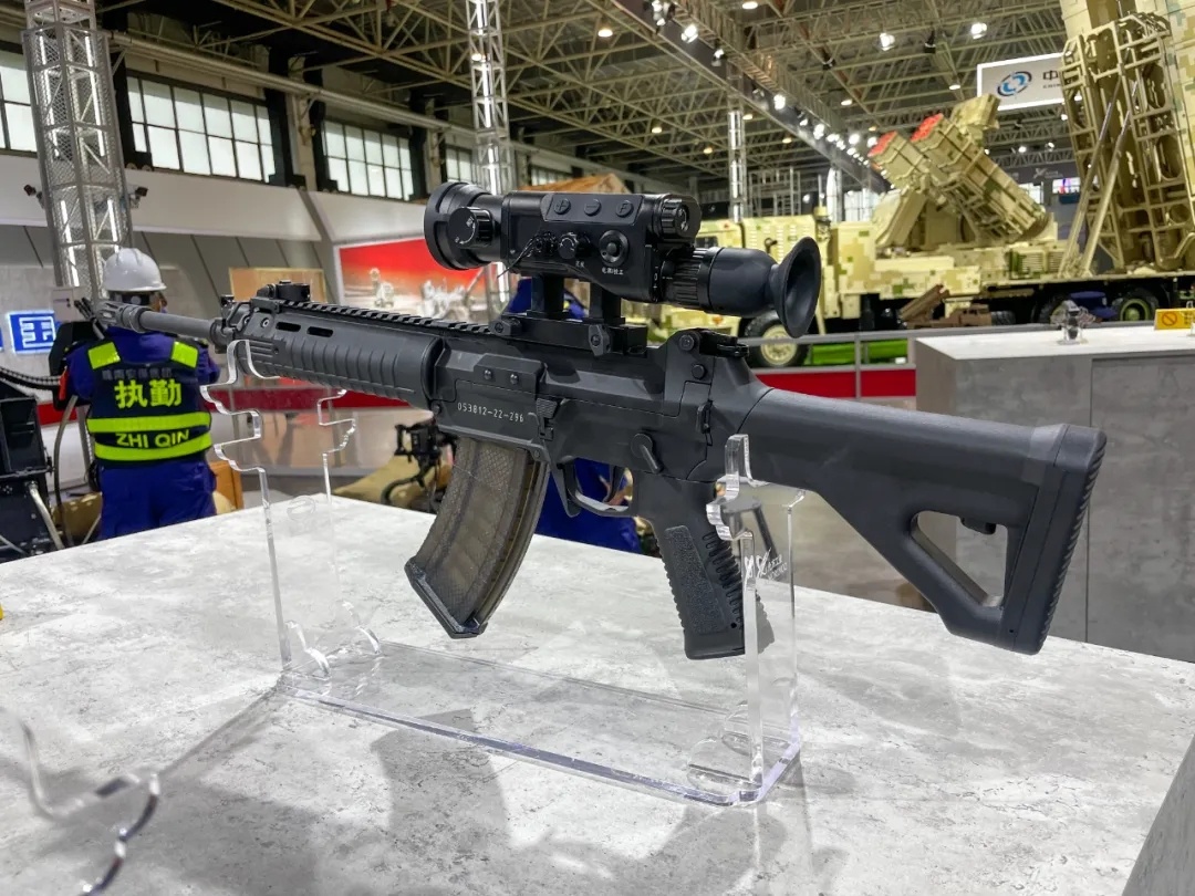 PLA squad practicing maneuvers in wooded areas A one-stop-shop thread🧵 ...