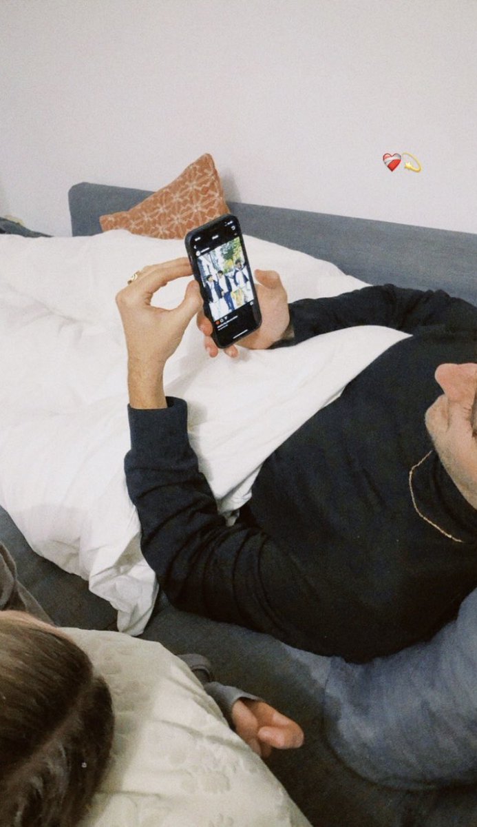 Vivimos Criticando Oficial on Twitter: "Nos llegan rumores de que Eva B (OT2020) ya podría estar ...