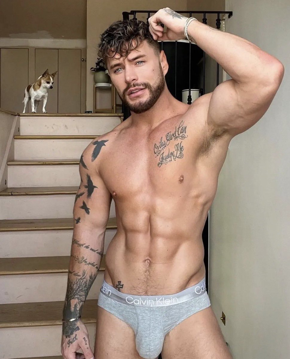 Hot Dudes Good Mood 🇺🇦 on Twitter: "RT @ItsToddW: Sexy Josh Moore and his little friend ...