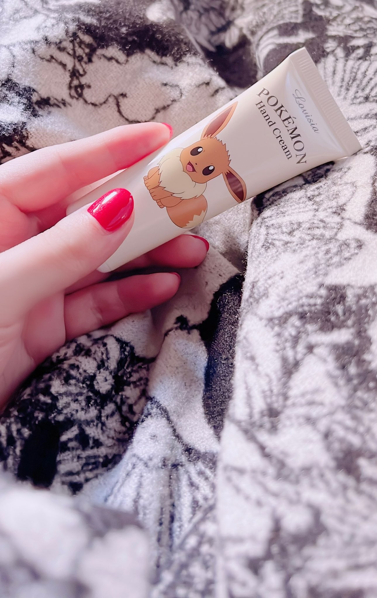 lovisia_official (@lovisiaofficial) / Twitter