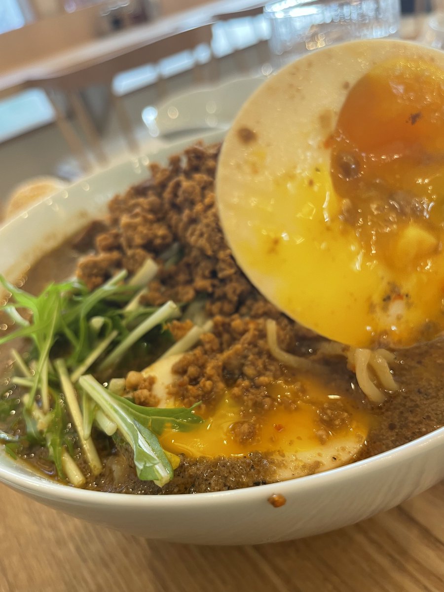 Kia♂ On Twitter ジムで汗かいて、坦々麺を食べて汗かいて、家で日光浴して汗かいて、これから湯船で汗かく予定