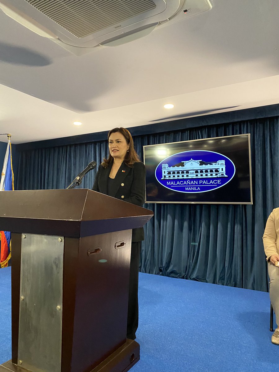 jobmanahan JUST IN: TV host and former news presenter Daphne Oseña-Paez ...