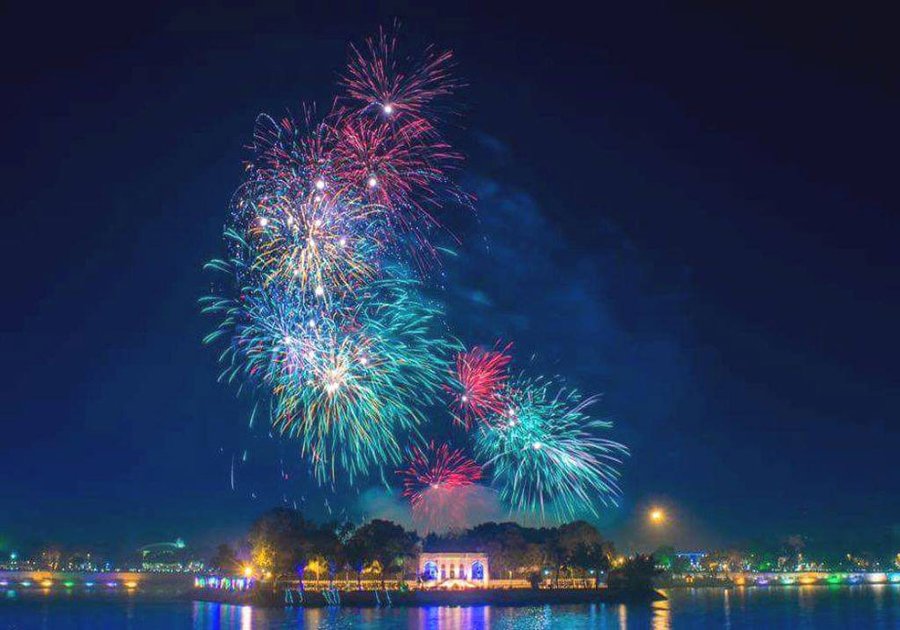 Kankaria Carnival is being celebrated at Kankaria Talav (lake) in ...